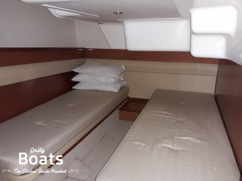 2008 Jeanneau Prestige 42 Flybridge -3 Cabin for sale. View price ...