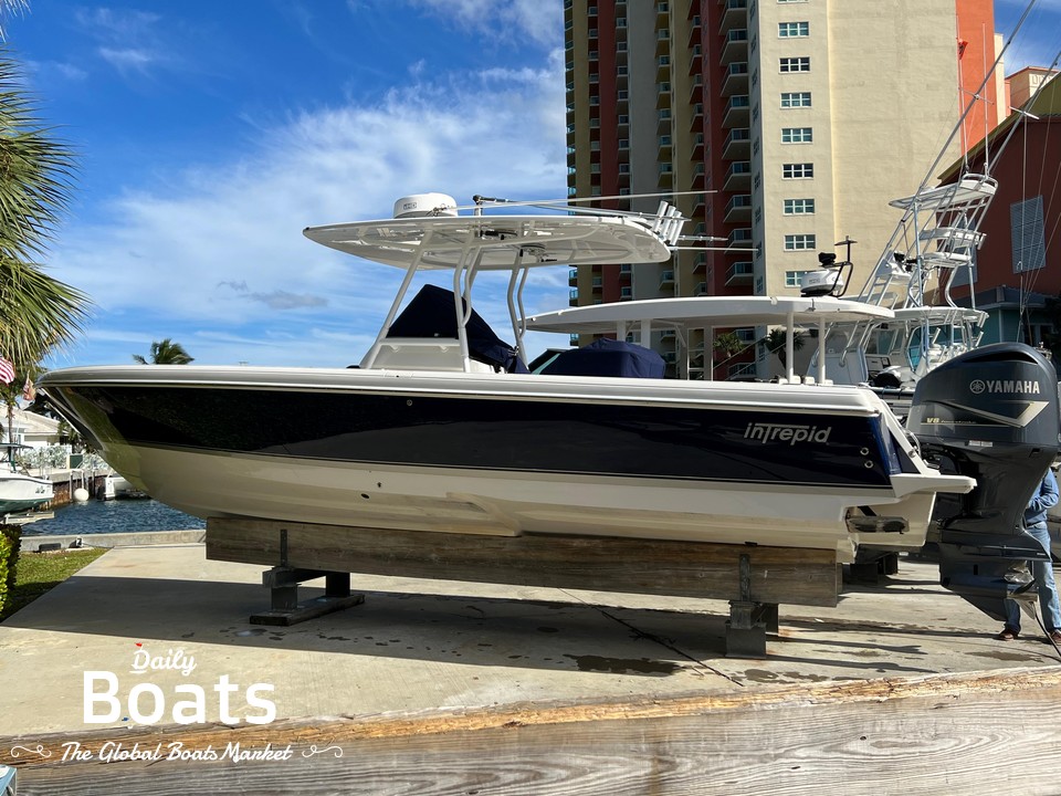 2008 Intrepid 323 Cc for sale. View price, photos and Buy 2008 Intrepid ...