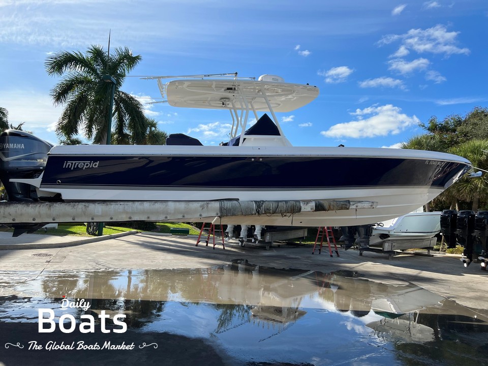2008 Intrepid 323 Cc for sale. View price, photos and Buy 2008 Intrepid ...