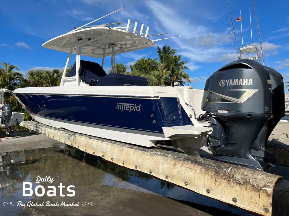 2008 Intrepid 323 Cc for sale. View price, photos and Buy 2008 Intrepid ...