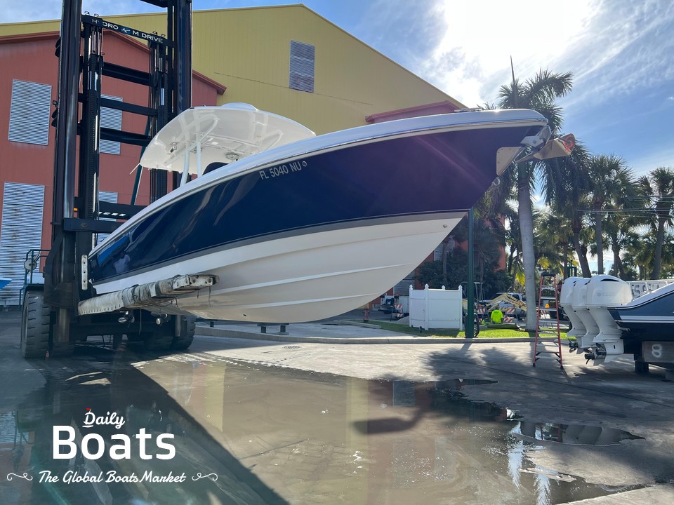 2008 Intrepid 323 Cc for sale. View price, photos and Buy 2008 Intrepid ...