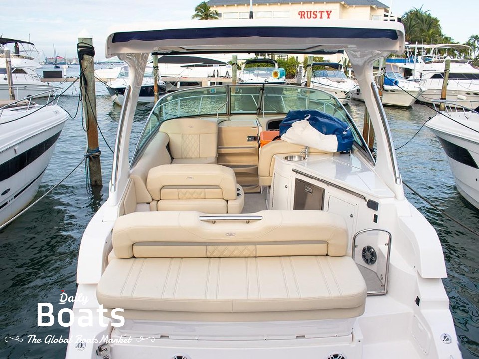 2020 Regal 33 Express for sale. View price, photos and Buy 2020 Regal ...