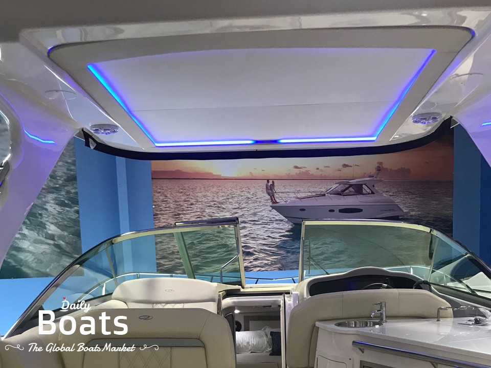 2020 Regal 33 Express for sale. View price, photos and Buy 2020 Regal ...