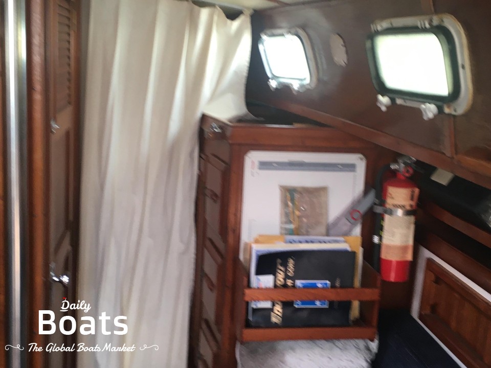 1981 Sloop Endeavor 32 for sale. View price, photos and Buy 1981 Sloop ...