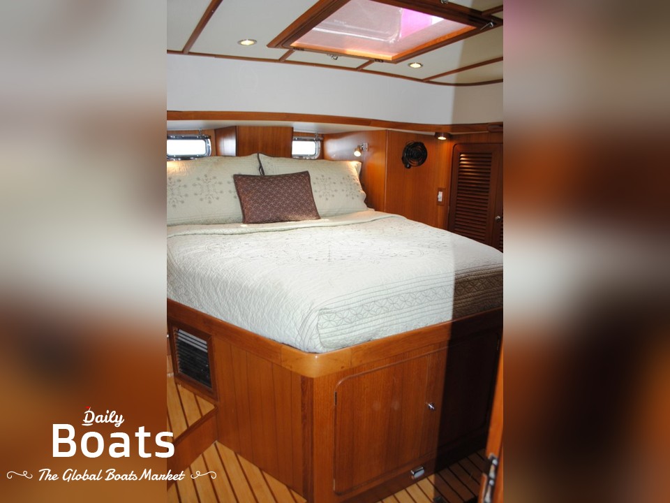 2008 Hylas 46 Center Cockpit Cutter for sale. View price, photos and ...