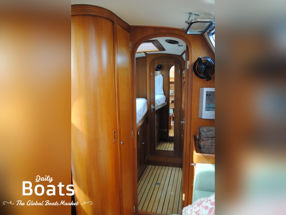 2008 Hylas 46 Center Cockpit Cutter for sale. View price, photos and ...