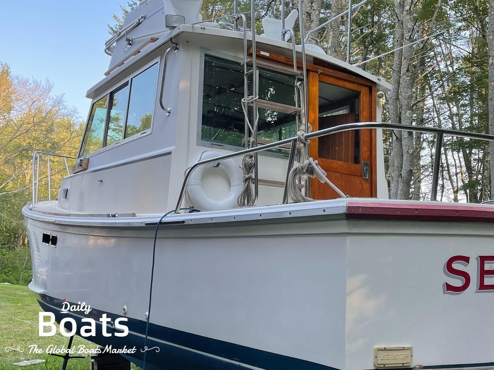 1986 Cape Dory Flybridge Cruiser for sale. View price, photos and Buy ...