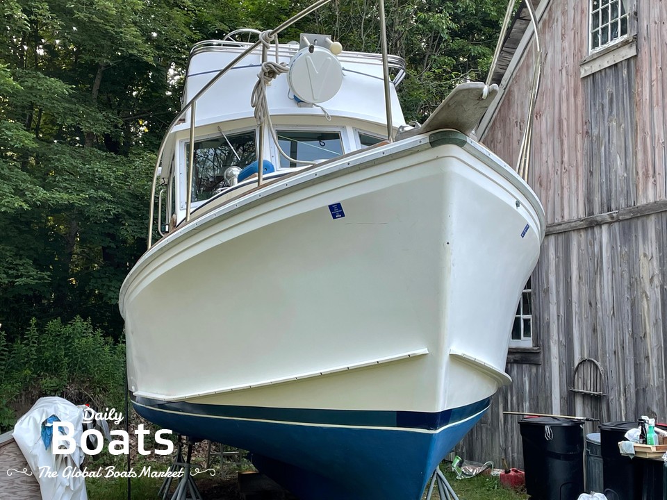 1986 Cape Dory Flybridge Cruiser for sale. View price, photos and Buy ...