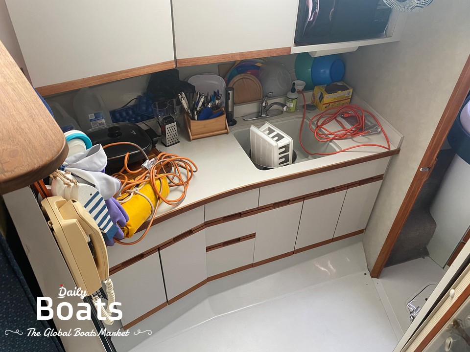 1987 Phoenix 33 Convertible for sale. View price, photos and Buy 1987 ...