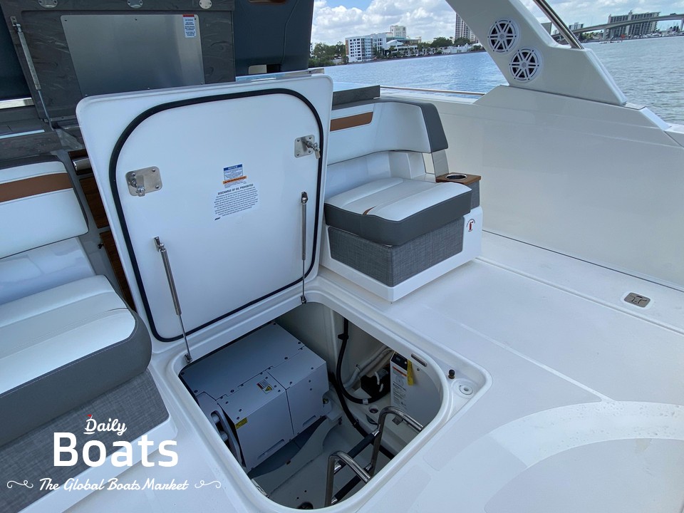 2021 Tiara Yachts 38 Ls for sale. View price, photos and Buy 2021 Tiara ...