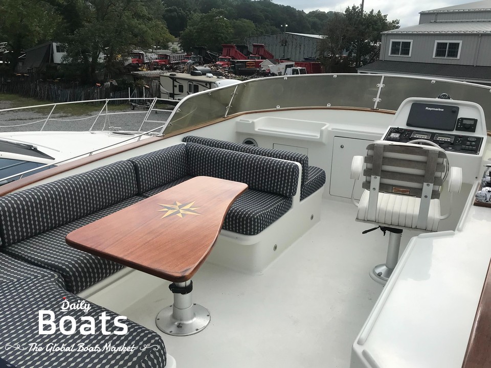 2005 Vicem 52 Flybridge for sale. View price, photos and Buy 2005 Vicem ...
