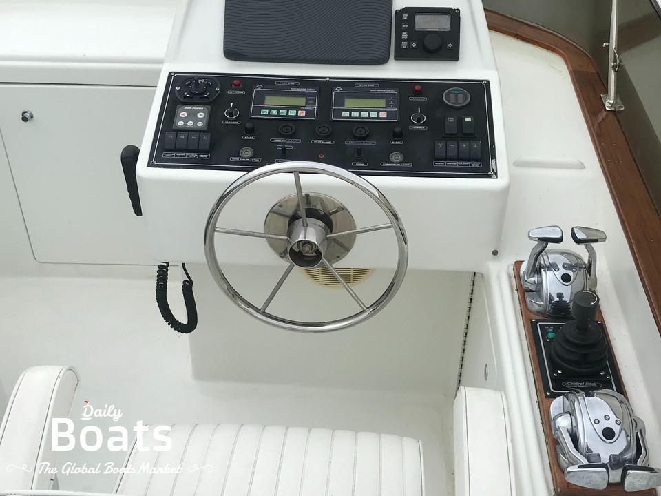 2005 Vicem 52 Flybridge for sale. View price, photos and Buy 2005 Vicem ...