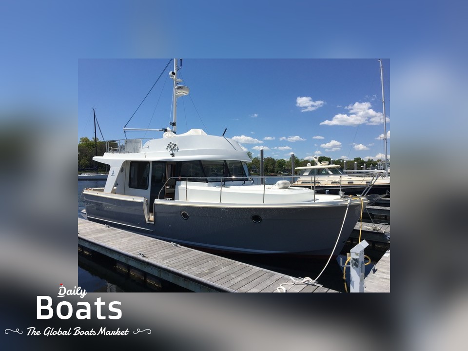 2015 Beneteau Swift Trawler 34 for sale. View price, photos and Buy ...