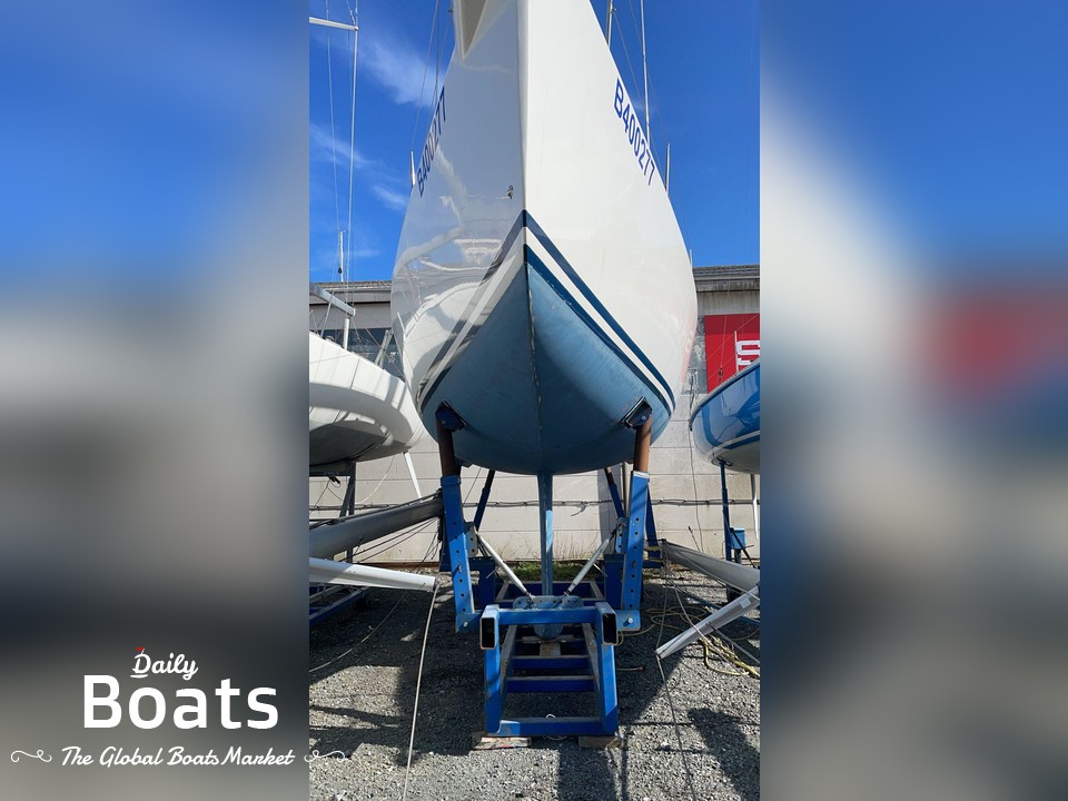 2002 J Boats J/109 for sale. View price, photos and Buy 2002 J Boats J ...