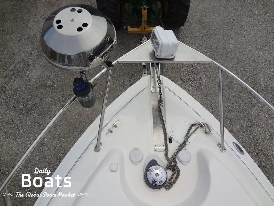 2008 Larson Cabrio 240 Mid Cabin for sale. View price, photos and Buy ...