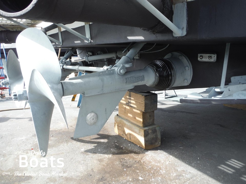 1989 Robertson 42 Sport Fisherman for sale. View price, photos and Buy ...