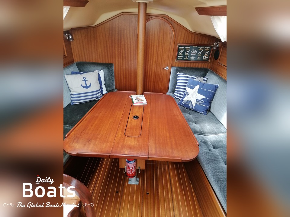 1991 Dehler 31 for sale. View price, photos and Buy 1991 Dehler 31 #327750