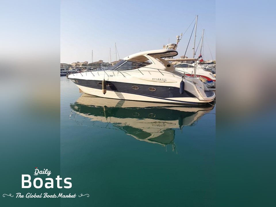 2009 Azimut Atlantis 42 for sale. View price, photos and Buy 2009 ...