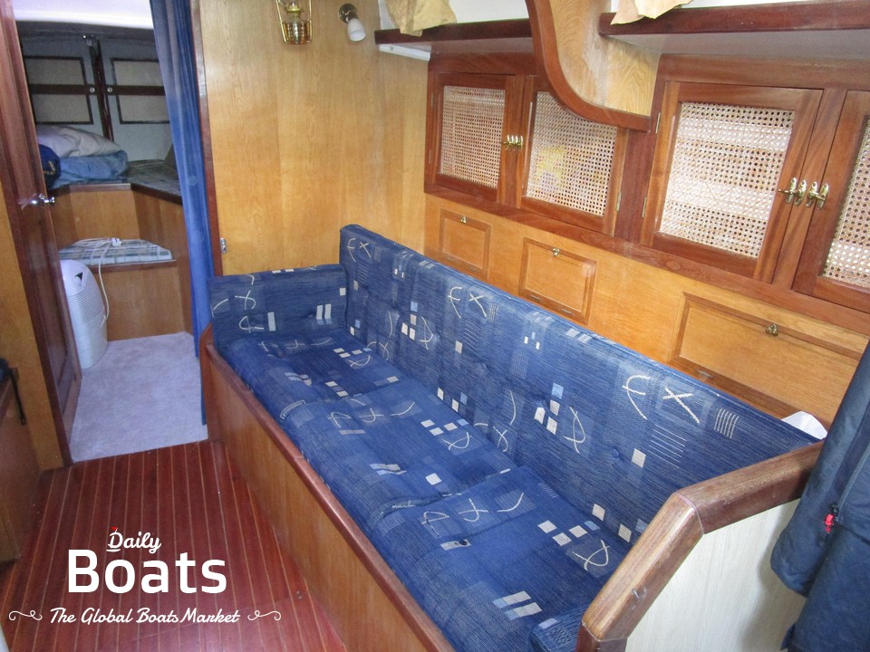 1988 Custom Sea Trader 41 for sale. View price, photos and Buy 1988 ...