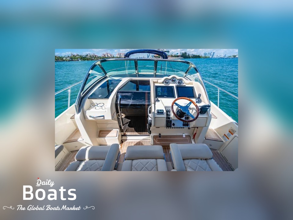 2015 Chris-Craft 36 Launch Heritage Edition for sale. View price ...