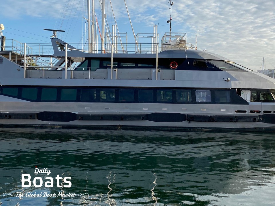 1992 Commercial Catamaran Boat Vip Club for sale. View price, photos ...