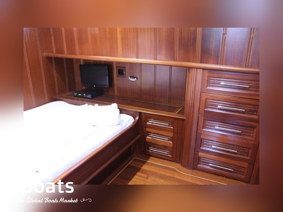 2010 Ketch 24M Laminated Mahogany for sale. View price, photos and Buy ...