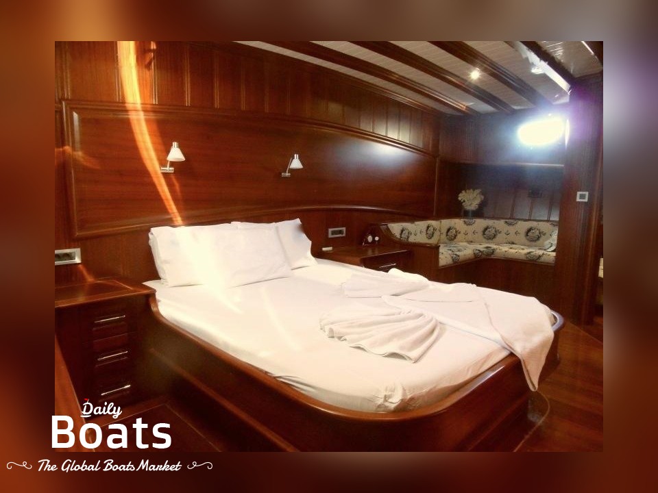 2010 Ketch 24M Laminated Mahogany for sale. View price, photos and Buy ...