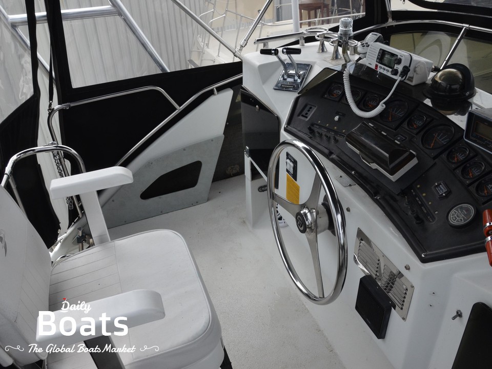 1985 Trojan 10 Meter Sedan for sale. View price, photos and Buy 1985 ...