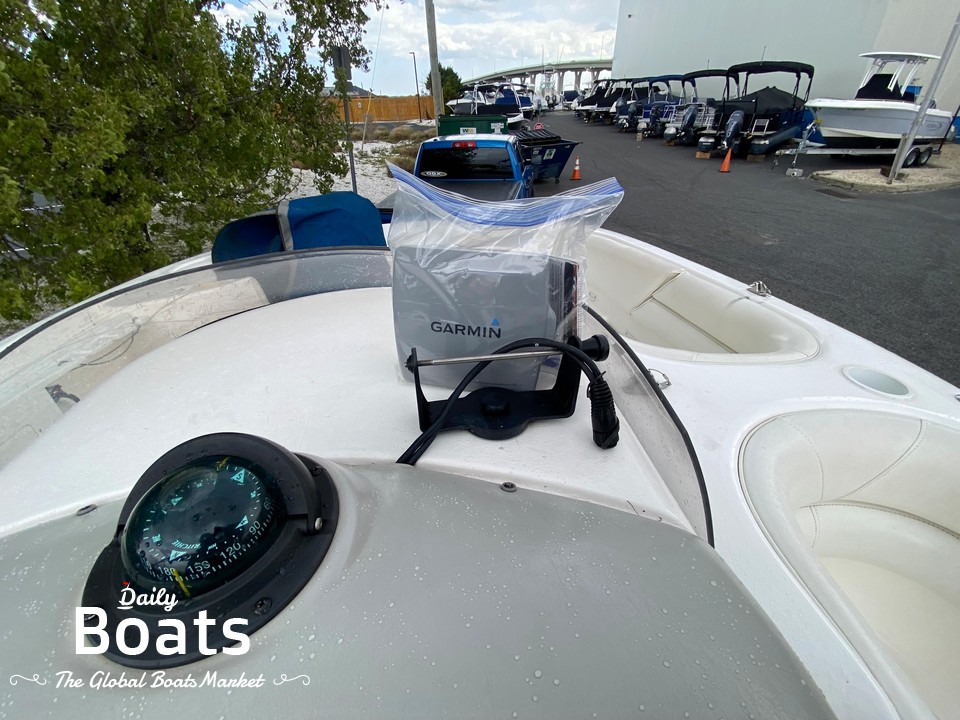 2002 Cobia 236 Coastal Deck for sale. View price, photos and Buy 2002 ...