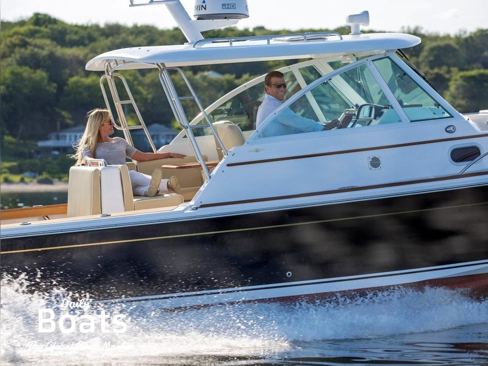 2022 Hunt Yachts Surfhunter 32 for sale. View price, photos and Buy ...