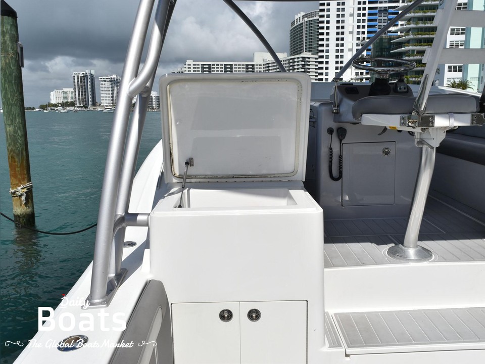 2010 Predator 35 Express for sale. View price, photos and Buy 2010 ...