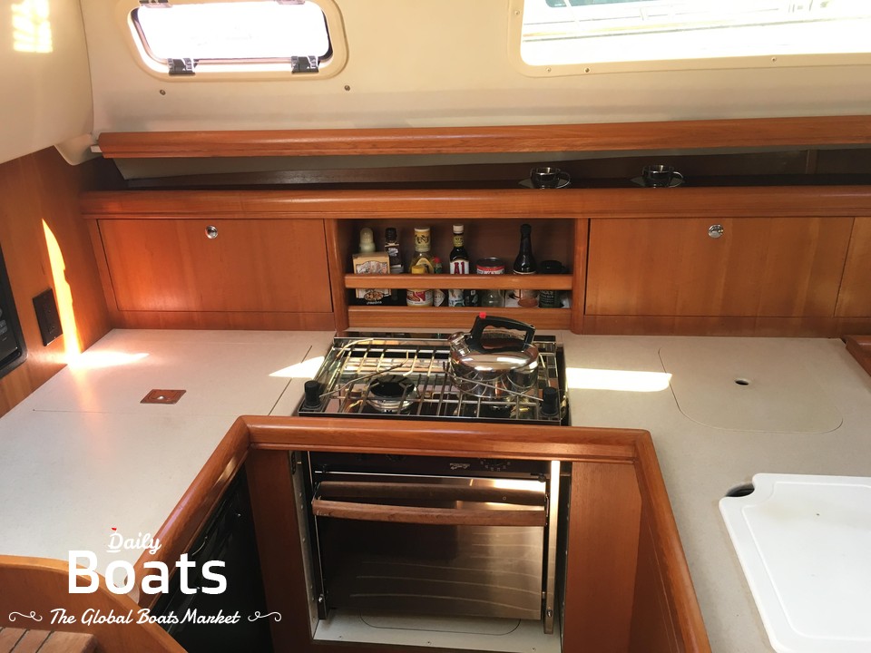 2005 Hunter 33 for sale. View price, photos and Buy 2005 Hunter 33 #328692