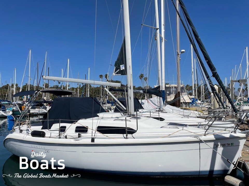 2001 Hunter 290 for sale. View price, photos and Buy 2001 Hunter 290 ...