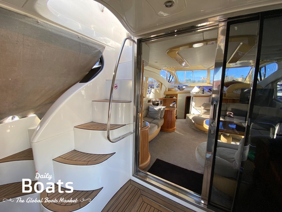 2000 Azimut 46 Fly for sale. View price, photos and Buy 2000 Azimut 46 ...