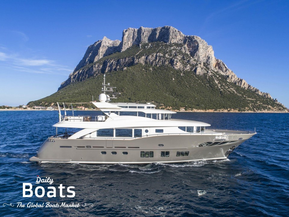 2022 Filippetti Yacht Navetta 26 Convertible for sale. View price ...