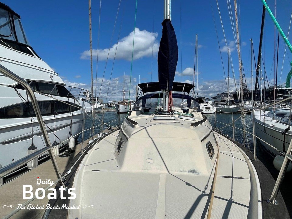 1992 Island Packet 29 for sale. View price, photos and Buy 1992 Island ...