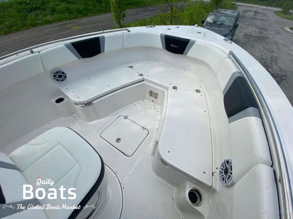 2022 Robalo R230 Center Console for sale. View price, photos and Buy ...