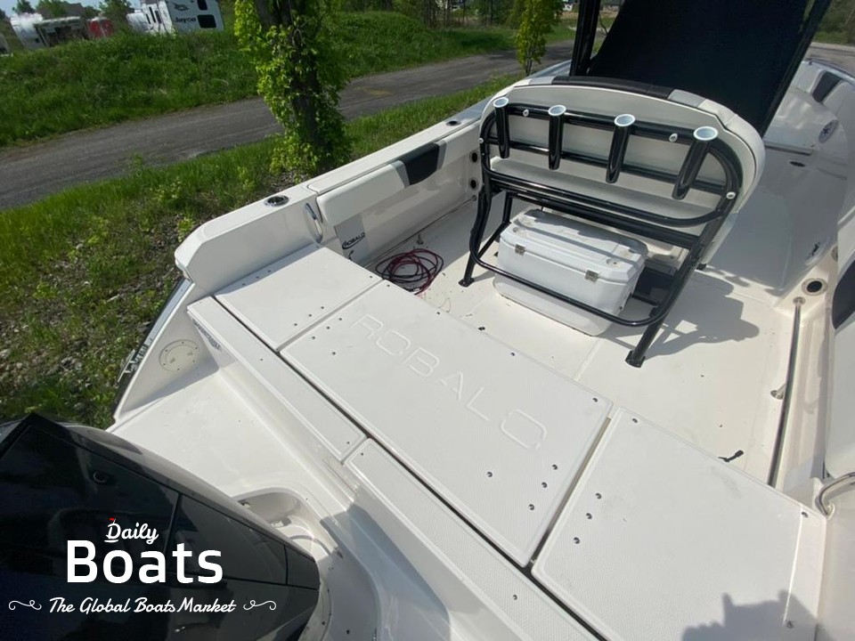 2022 Robalo R230 Center Console for sale. View price, photos and Buy ...