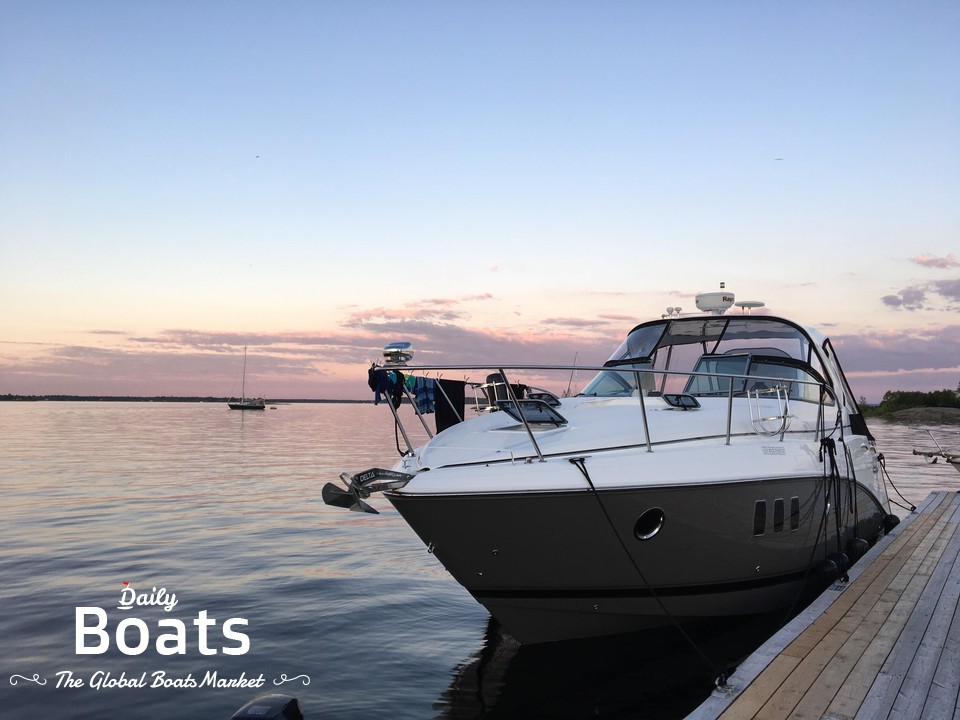 2011 Rinker 360 Express Cruiser for sale. View price, photos and Buy ...