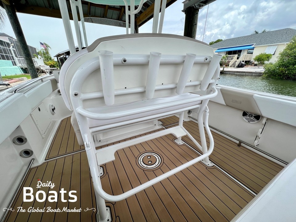 2019 Robalo R242 Center Console for sale. View price, photos and Buy ...