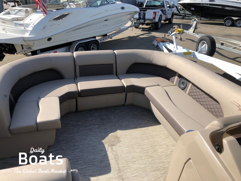 2021 Bennington L 21 Quad Bench for sale. View price, photos and Buy ...