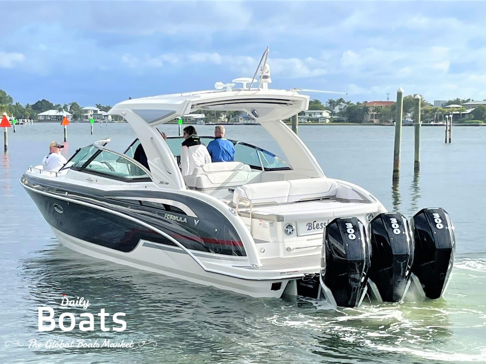 2021 Formula 350 Crossover Bowrider Ob for sale. View price, photos and ...