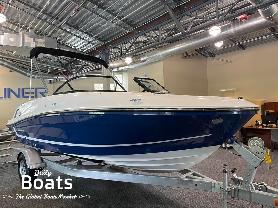 2022 Bayliner Vr5 Bowrider I/O for sale. View price, photos and Buy ...