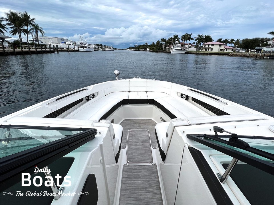 2019 Sea Ray Slx 310 for sale. View price, photos and Buy 2019 Sea Ray ...