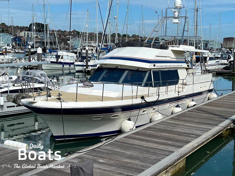 Trader 54 sunliner for sale - Daily Boats