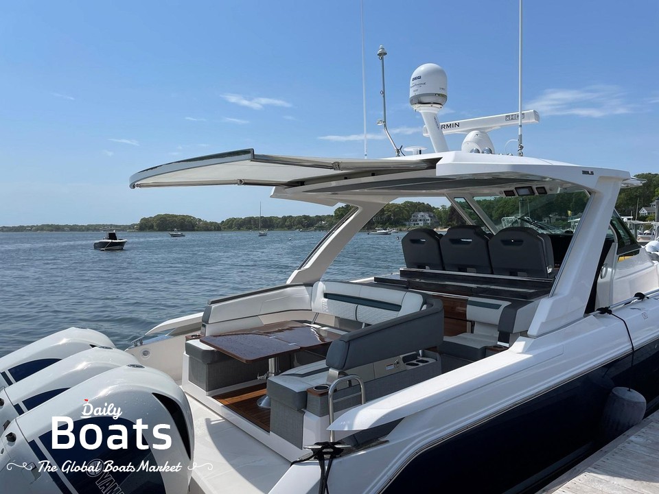 2019 Tiara Yachts 38 Ls for sale. View price, photos and Buy 2019 Tiara ...