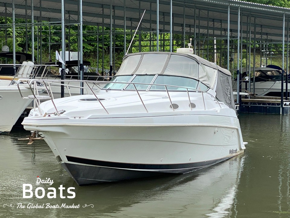 1998 Wellcraft 3000 Martinique for sale. View price, photos and Buy ...
