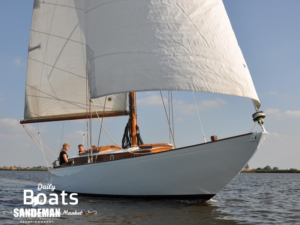1938 Robert Clark Classic Mystery Class Cutter for sale. View price ...