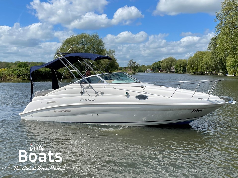 1997 Rinker 266 Fiesta Vee for sale. View price, photos and Buy 1997 ...