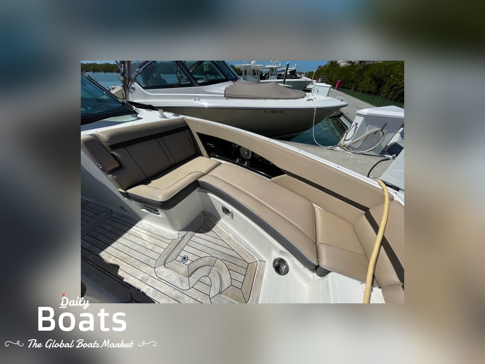 2017 Sea Ray Slx 350 Ob for sale. View price, photos and Buy 2017 Sea ...